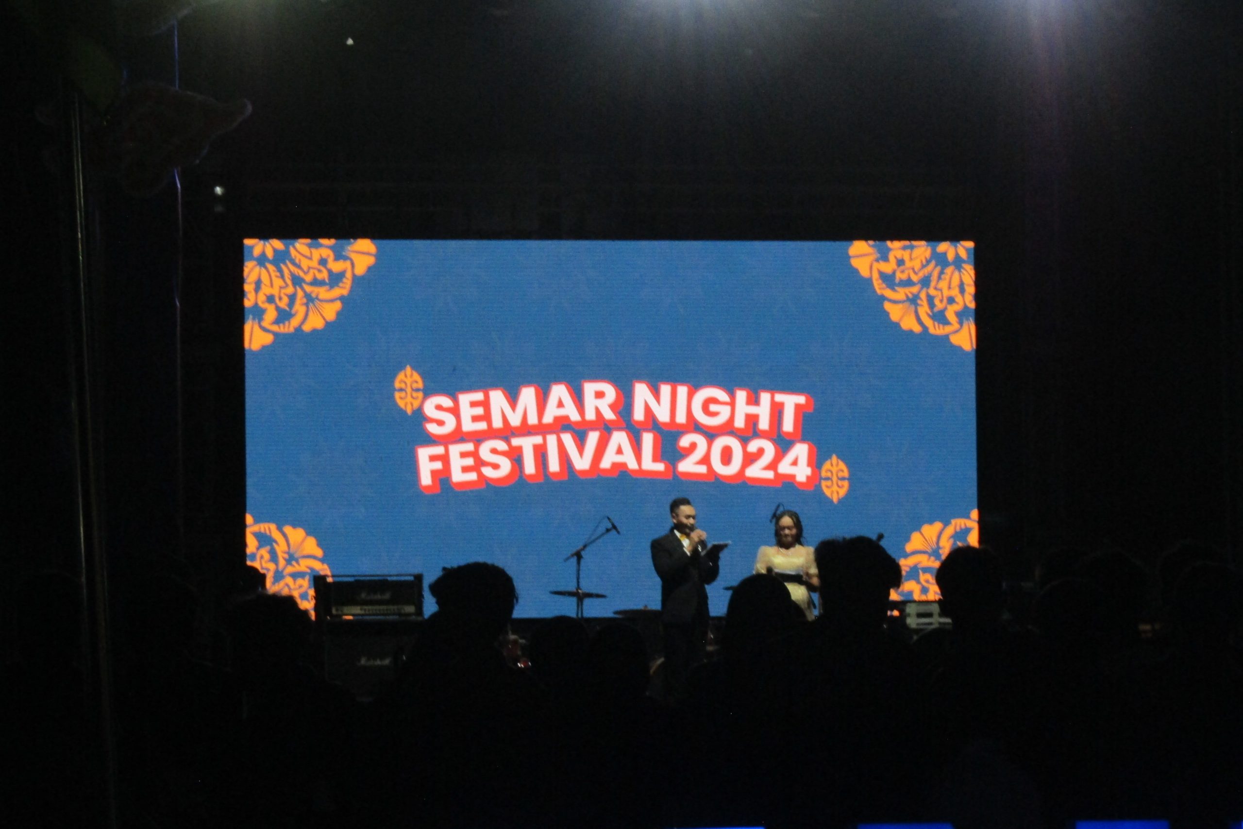 Semar Night Festival Tutup Rangkaian PKKMB UNS 2024 dengan Meriah ...